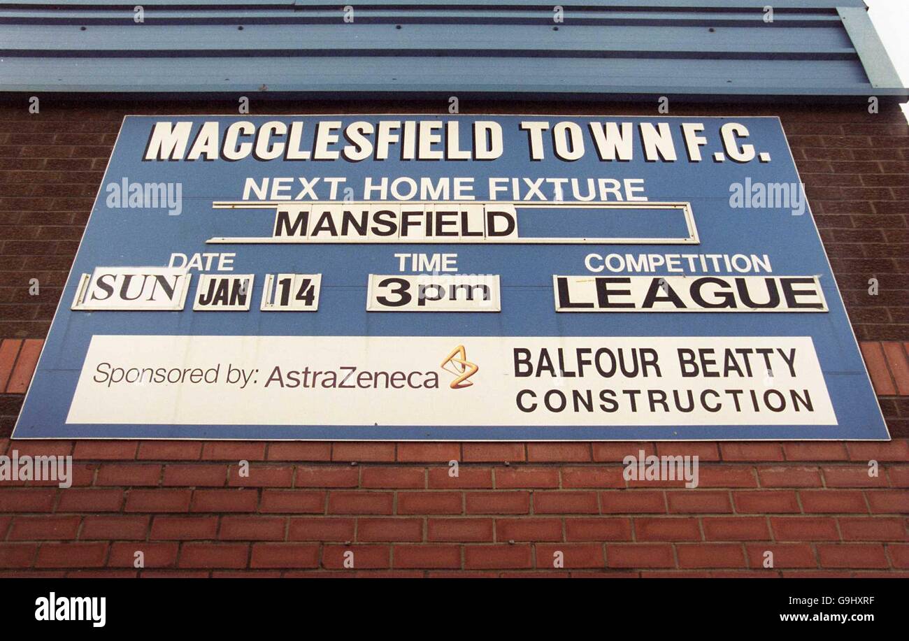 A board displaying todays game hi-res stock photography and images - Alamy