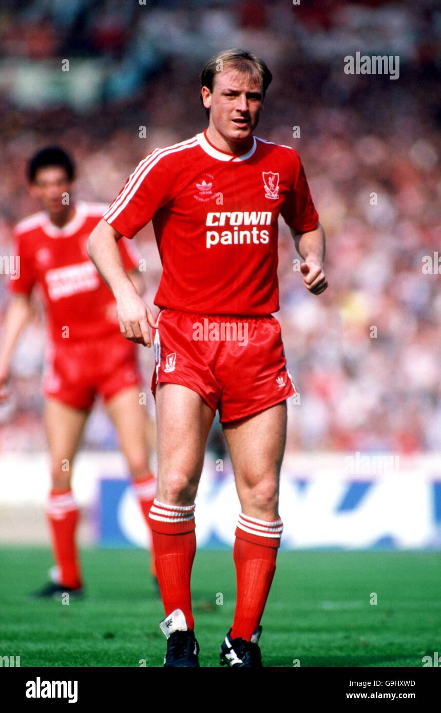 Steve mcmahon liverpool hi-res stock photography and images - Alamy