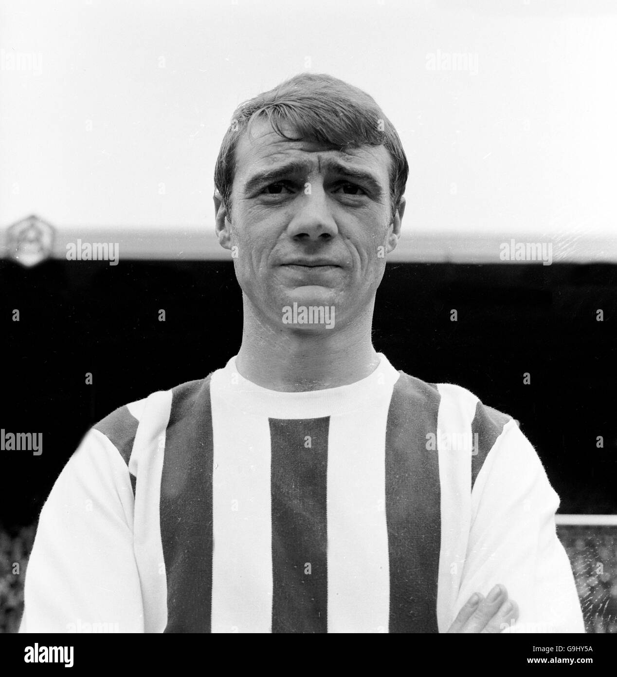 Clive clark west bromwich albion Black and White Stock Photos & Images ...