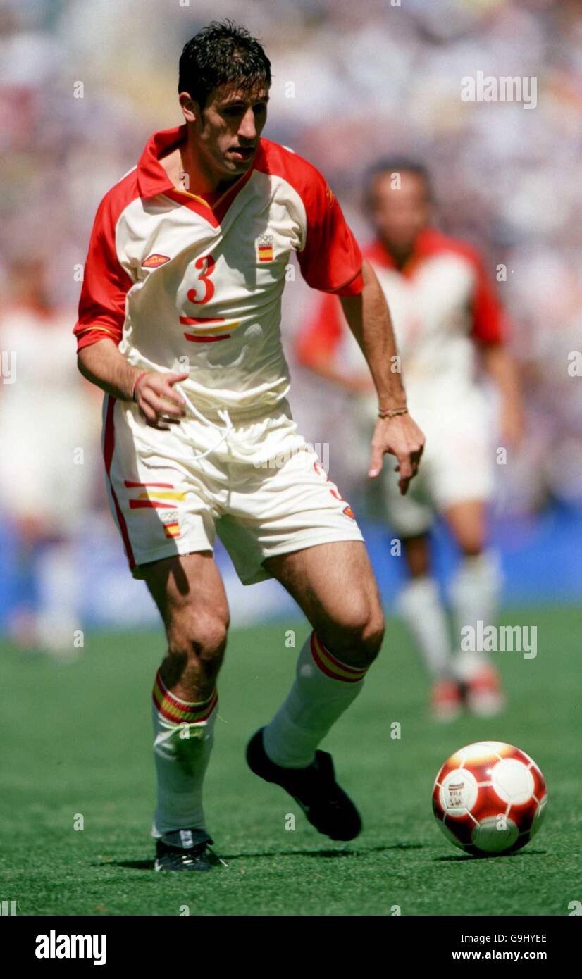 2000 olympic games mens soccer hi-res stock photography and images - Alamy