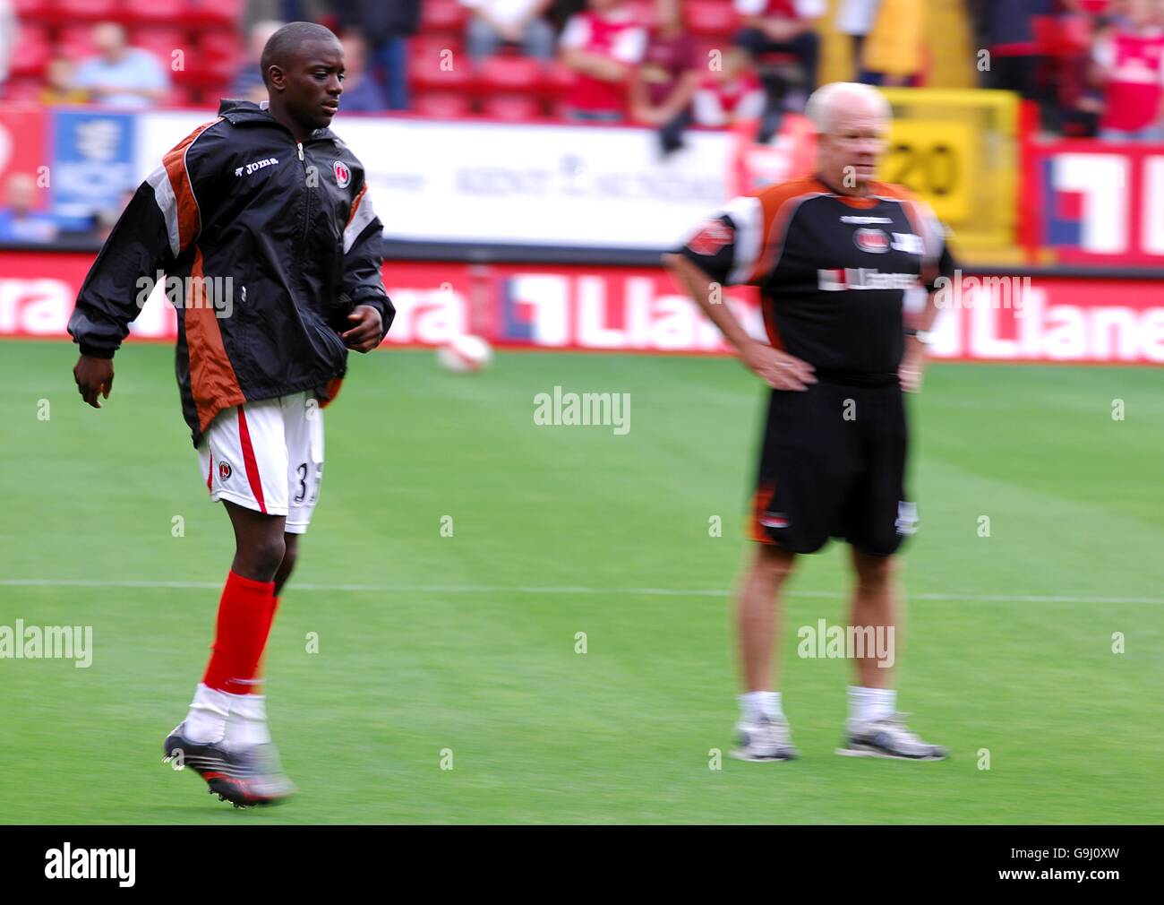 Nathan ashton left and assistant coach les reed hi-res stock ...