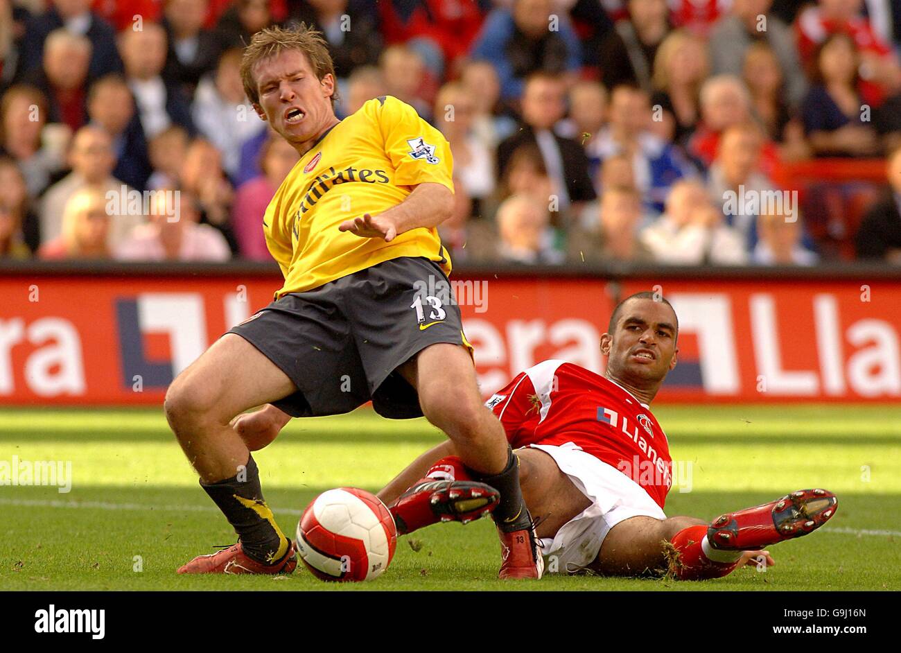 Charlton athletics jonathan fortune hi-res stock photography and images ...