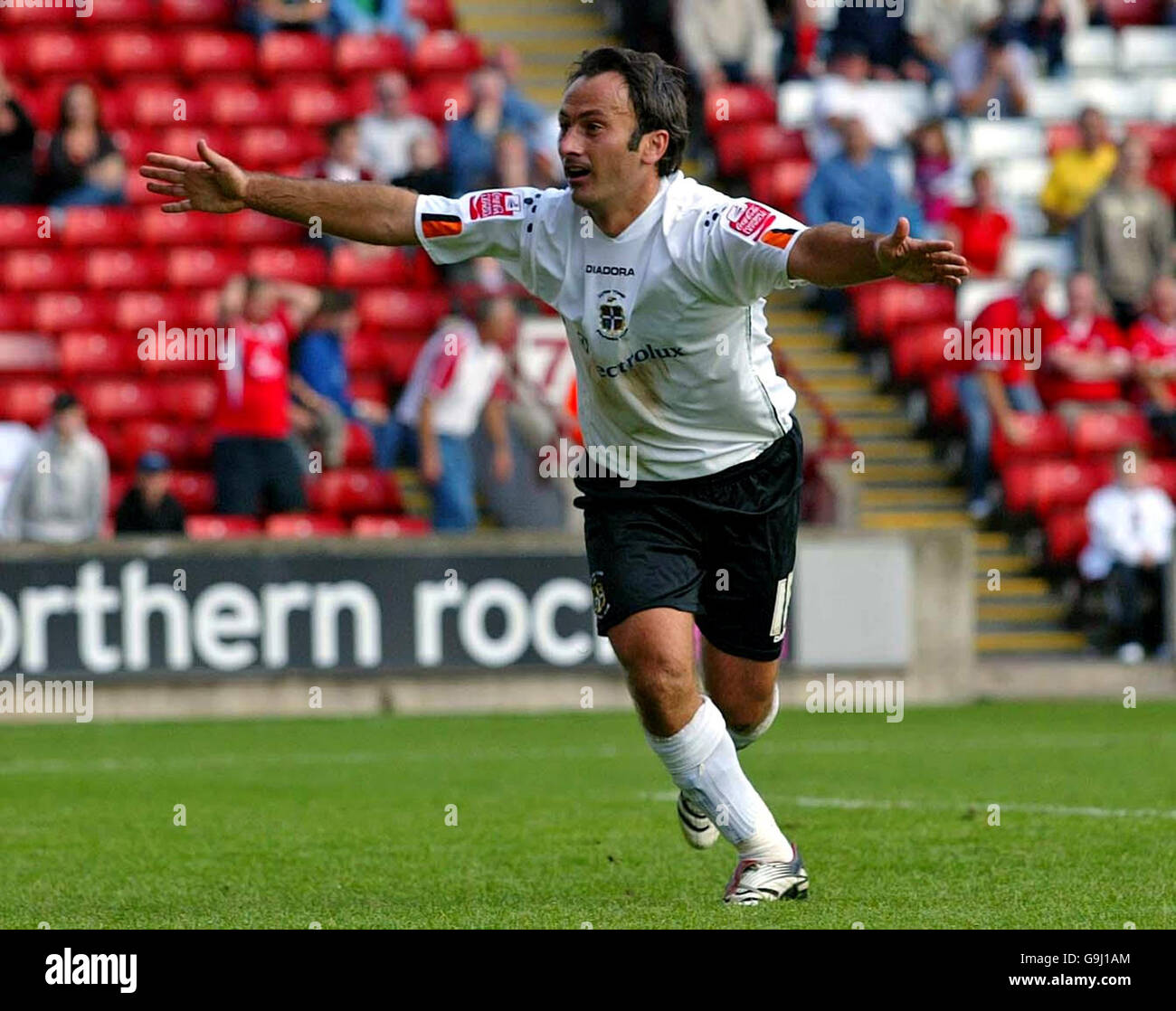 Luton towns ahmet brkovic hi-res stock photography and images - Alamy