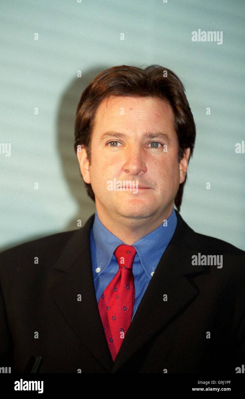 Sky sports cricket commentator mark nicholas hi-res stock photography ...