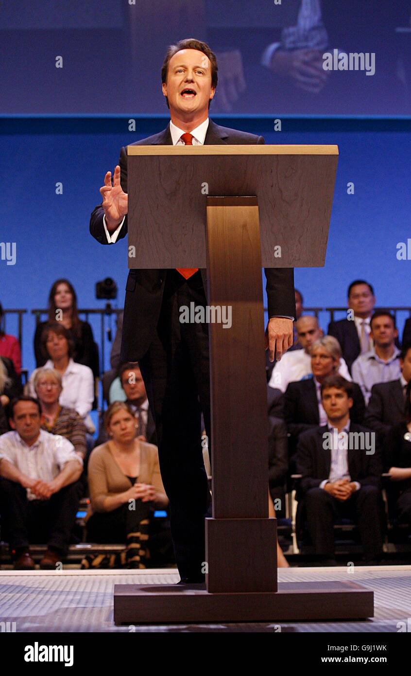 Podium full length speaking hi-res stock photography and images - Alamy