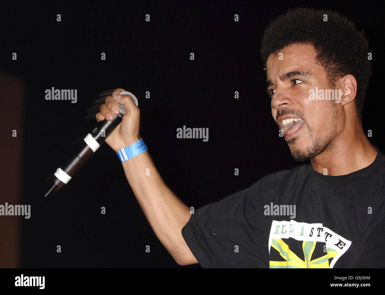 Ms dynamite performs at the bournemouth international centre hi-res ...