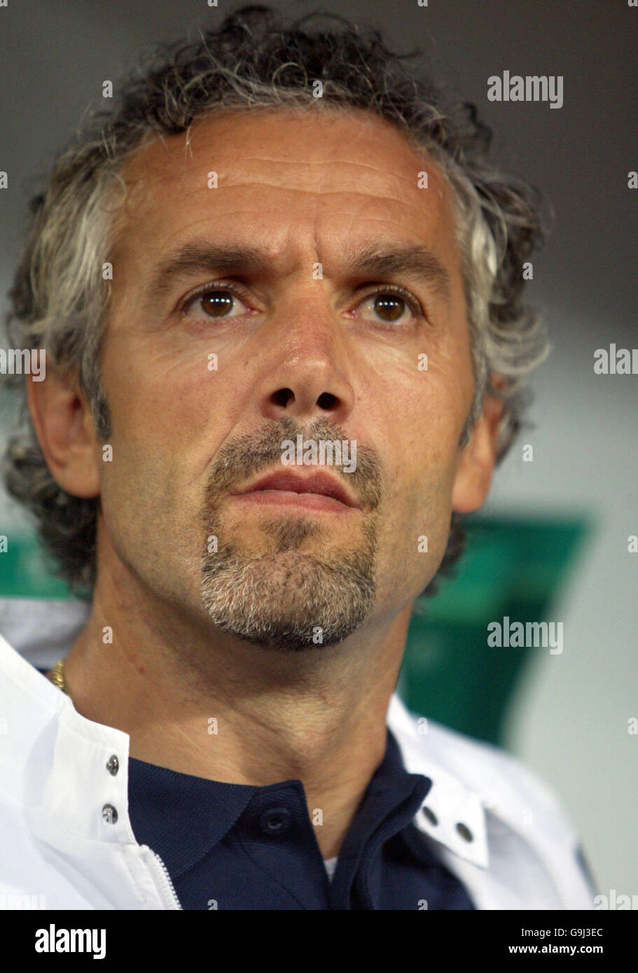 Soccer - UEFA European Championship 2008 Qualifying - Group B - Italy v ...