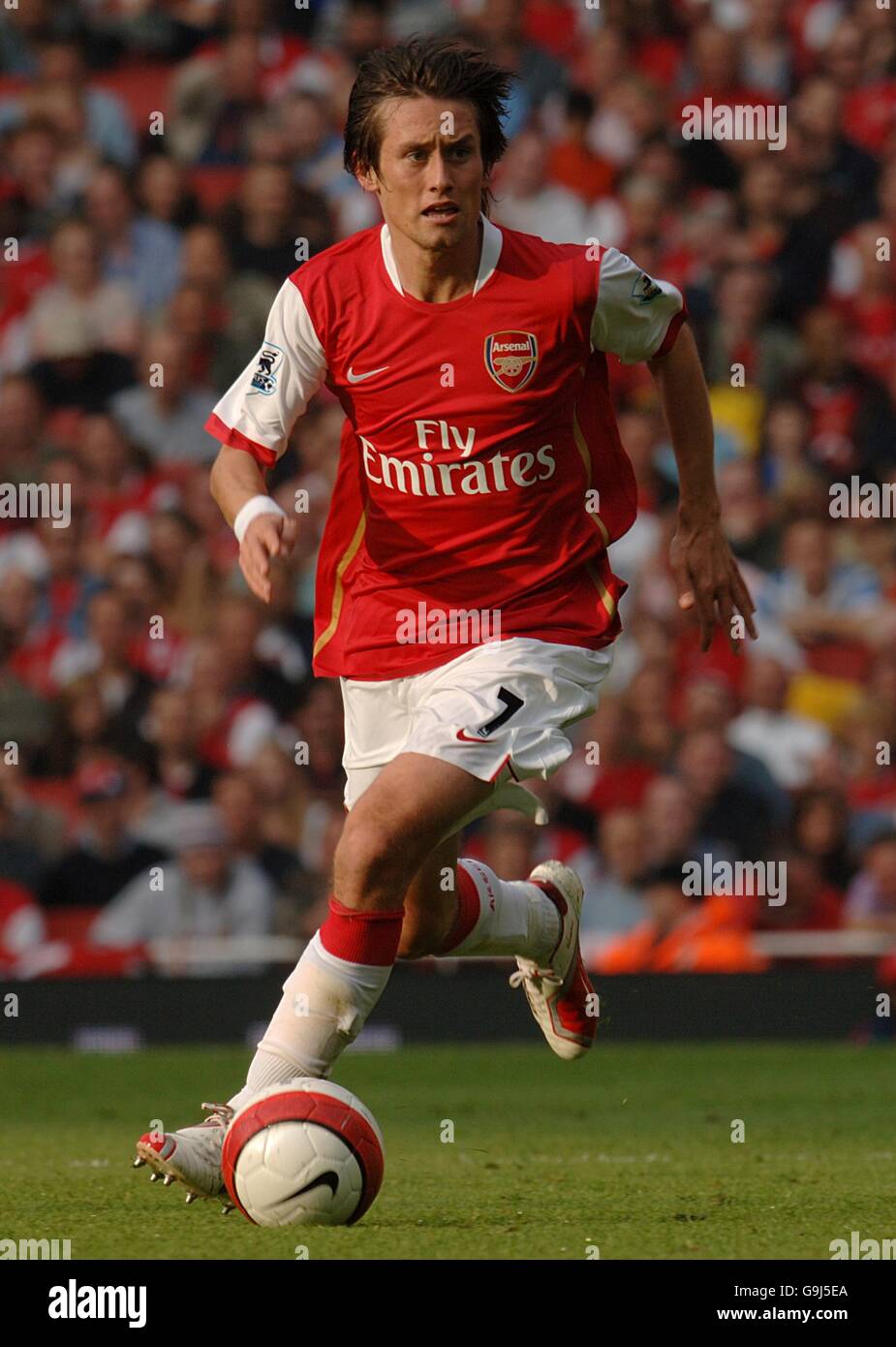 Emirates stadium tomas rosicky hi-res stock photography and images - Alamy