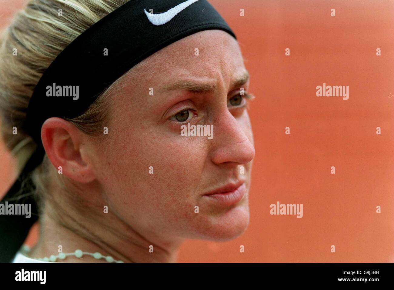 Mary pierce in action against monica seles hi-res stock photography and ...