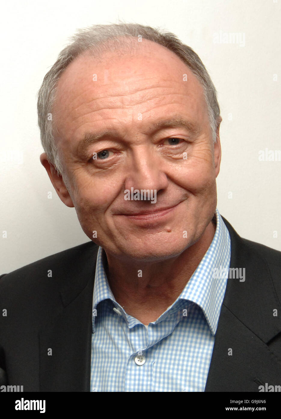 Ken livingstone arriving for the uk premiere of venus hi-res stock ...