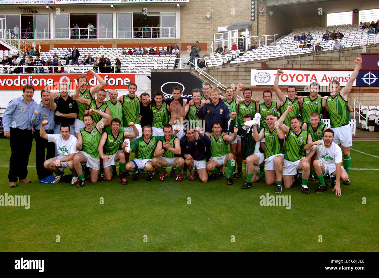 Afl challenge hi-res stock photography and images - Alamy