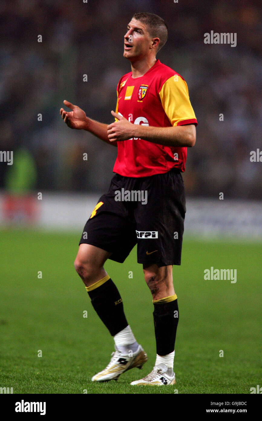 Soccer - French Premiere Division - Lens v Olympique Marseille - Stade ...