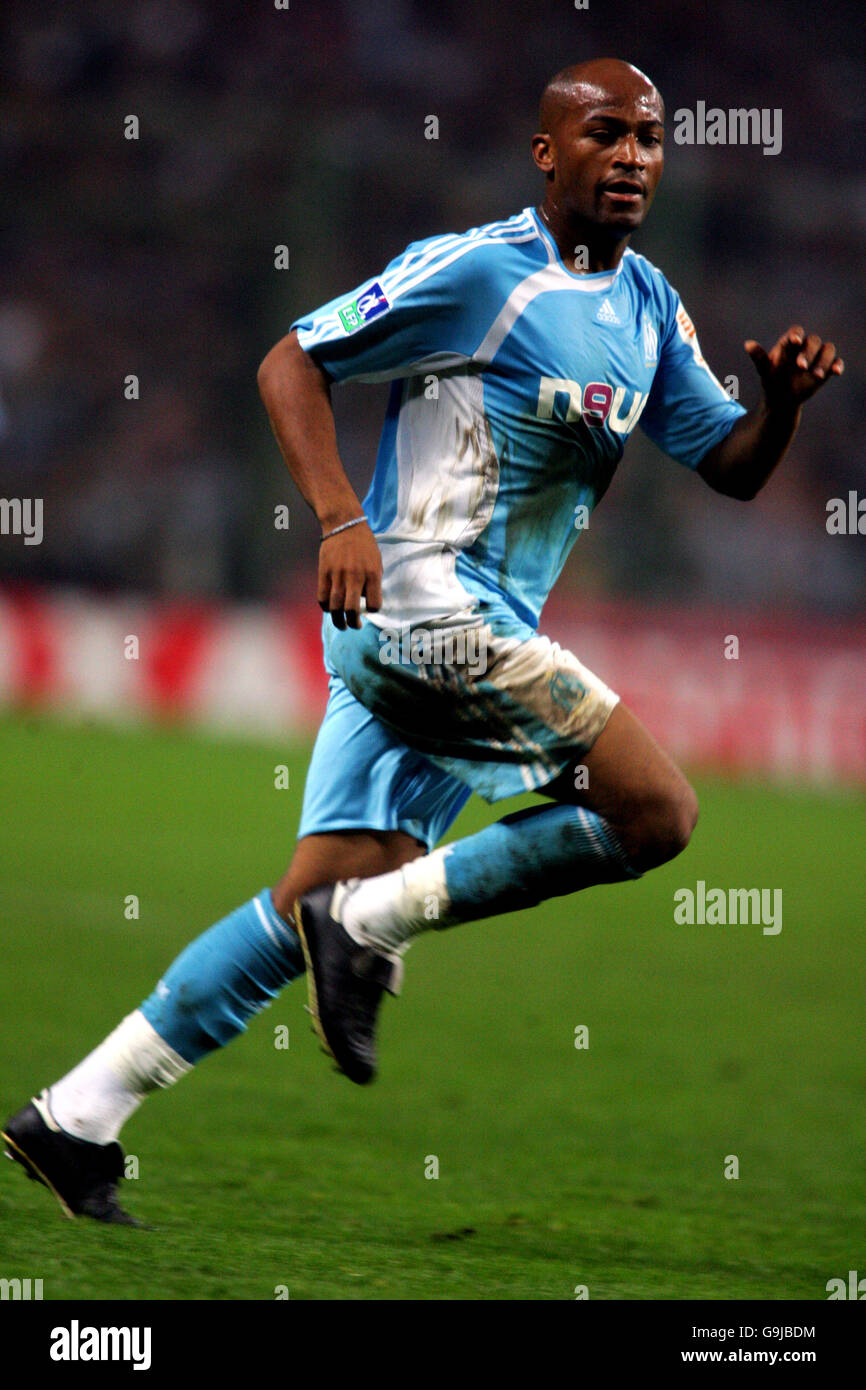 Soccer - French Premiere Division - Lens v Olympique Marseille - Stade ...