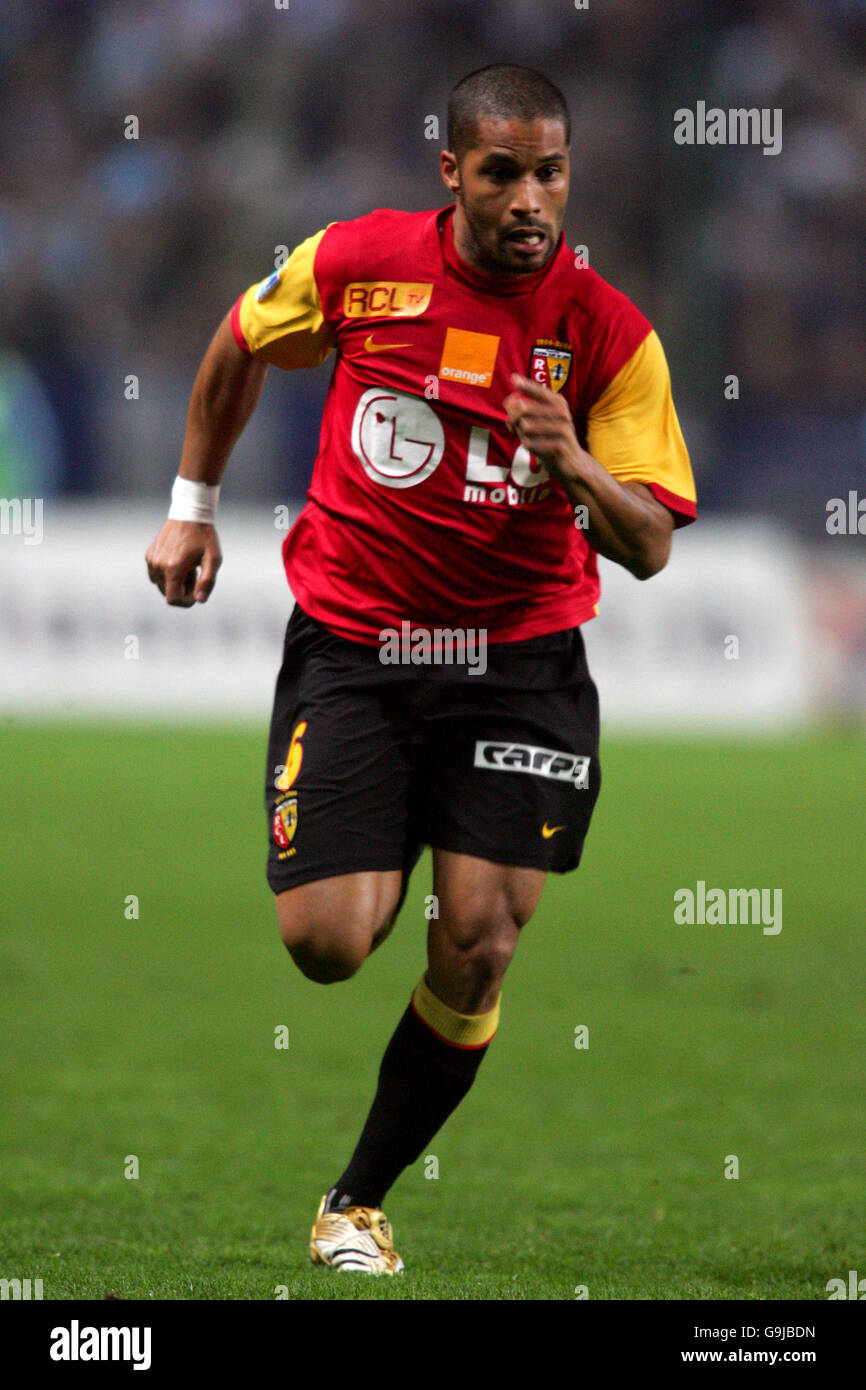 Soccer - French Premiere Division - Lens v Olympique Marseille - Stade ...