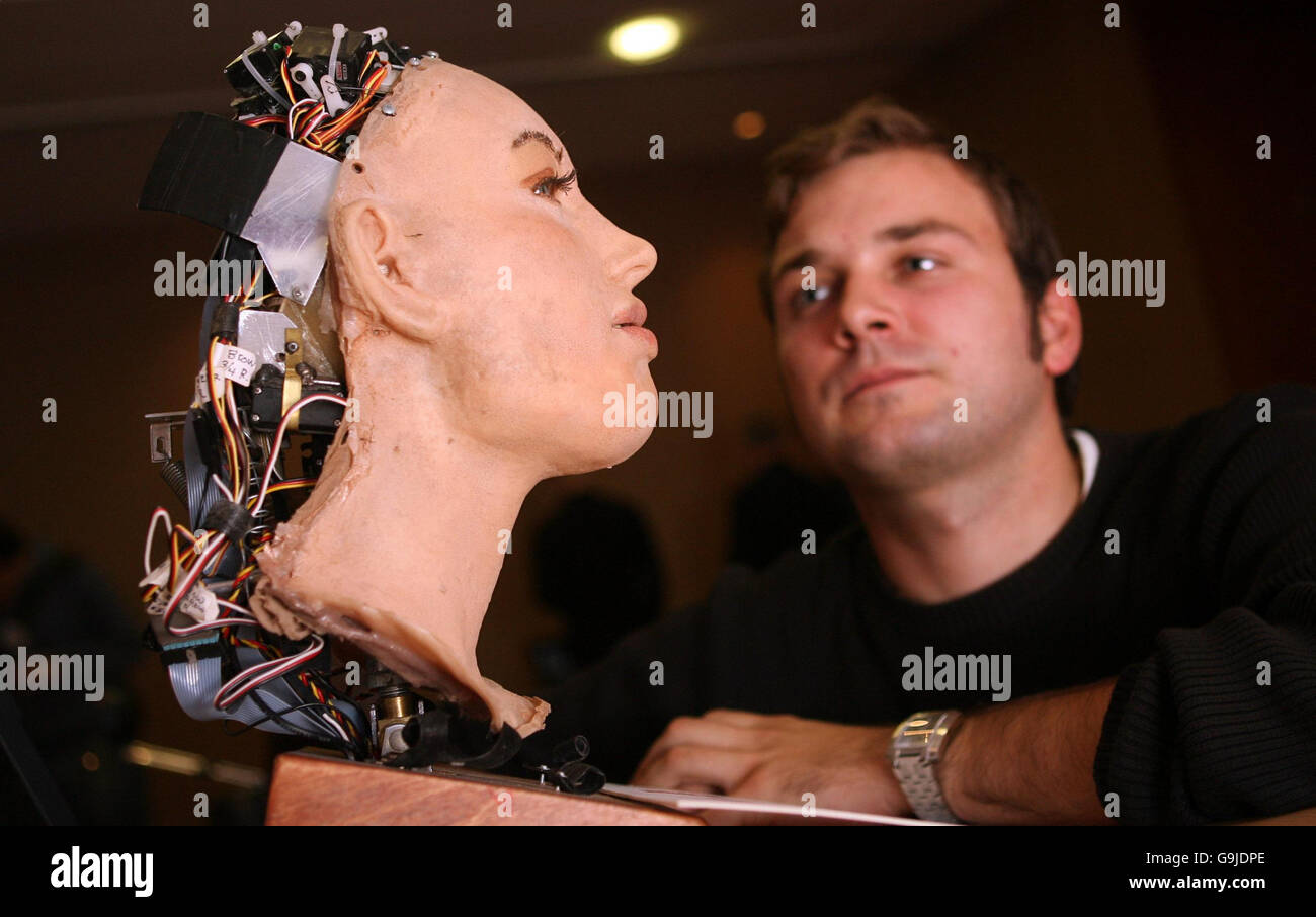 Robot animatronic hi-res stock photography and images - Alamy