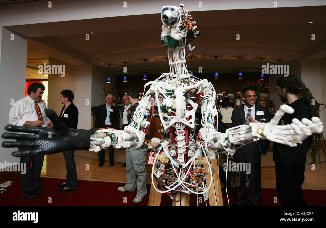 Animatronic robots hi-res stock photography and images - Alamy