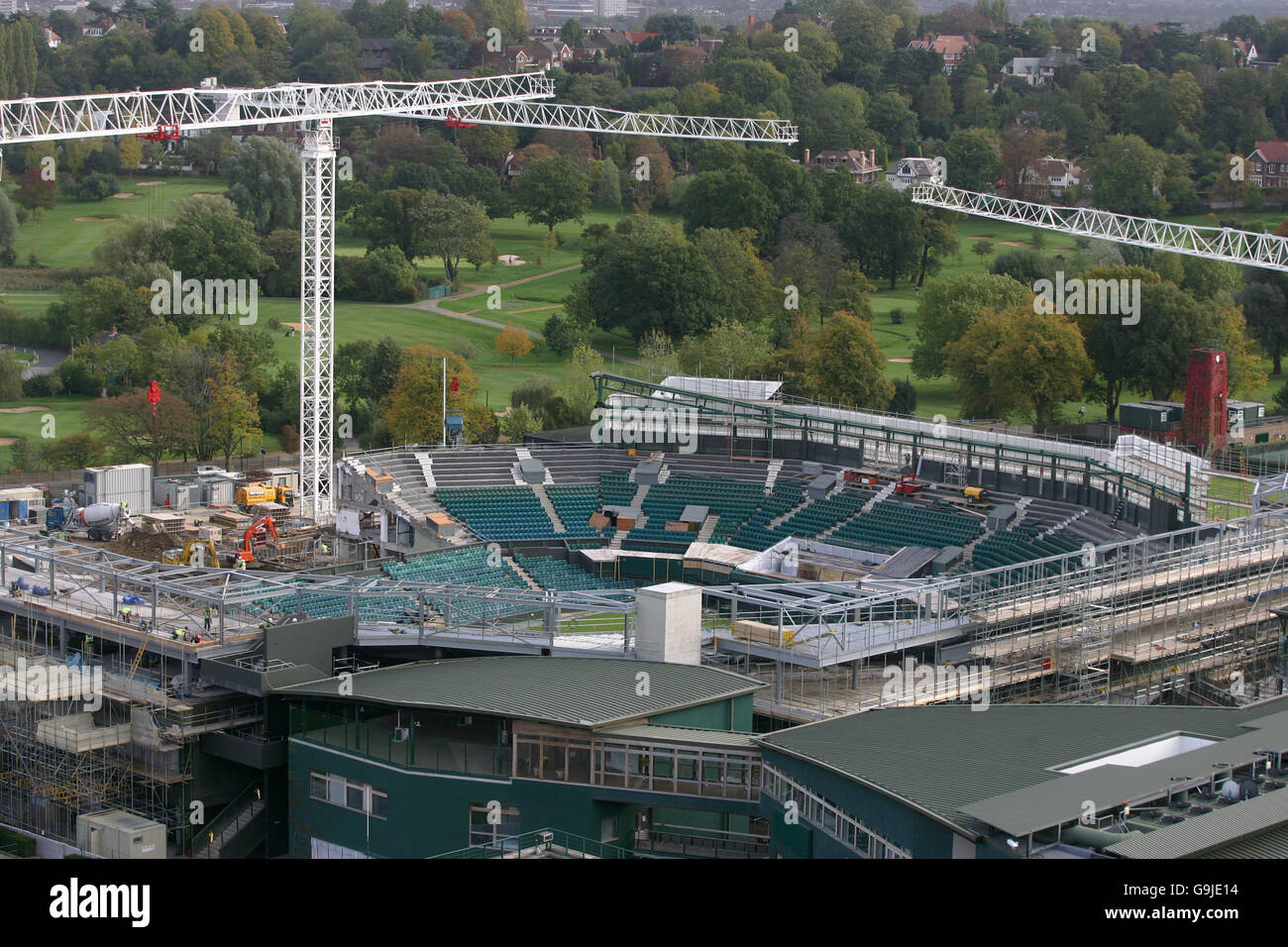 Wimbledon centre court aerial view hi-res stock photography and images ...