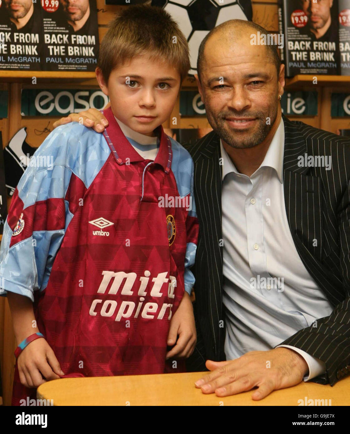 Paul mcgrath ireland hi-res stock photography and images - Alamy