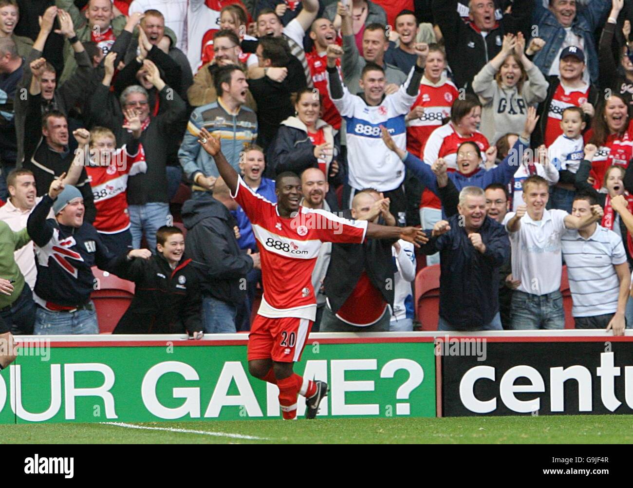 Celebration general view fans crowd football hi-res stock photography ...
