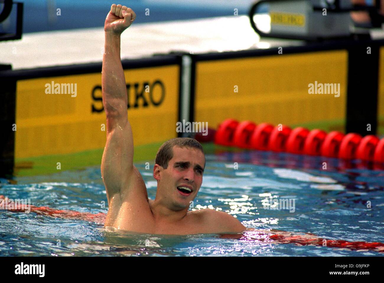 OLYMPICS BARCELONA SWIMMING. MIKE BARROWMAN (USA) CELEBRATES WINNING ...