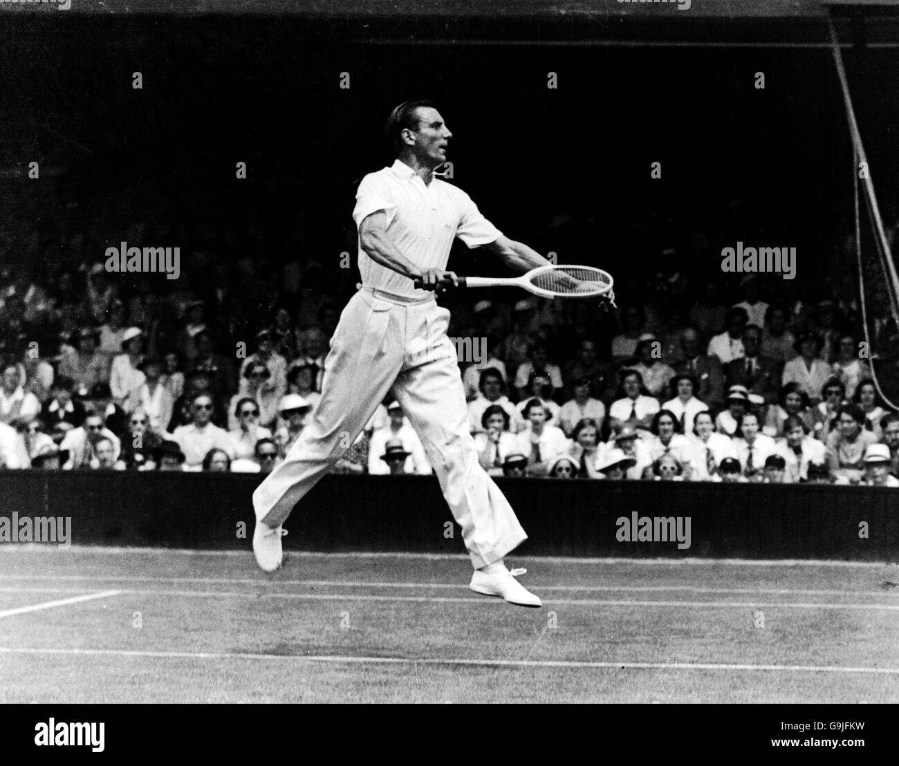 Tennis - Wimbledon Championships. Fred Perry in action Stock Photo - Alamy