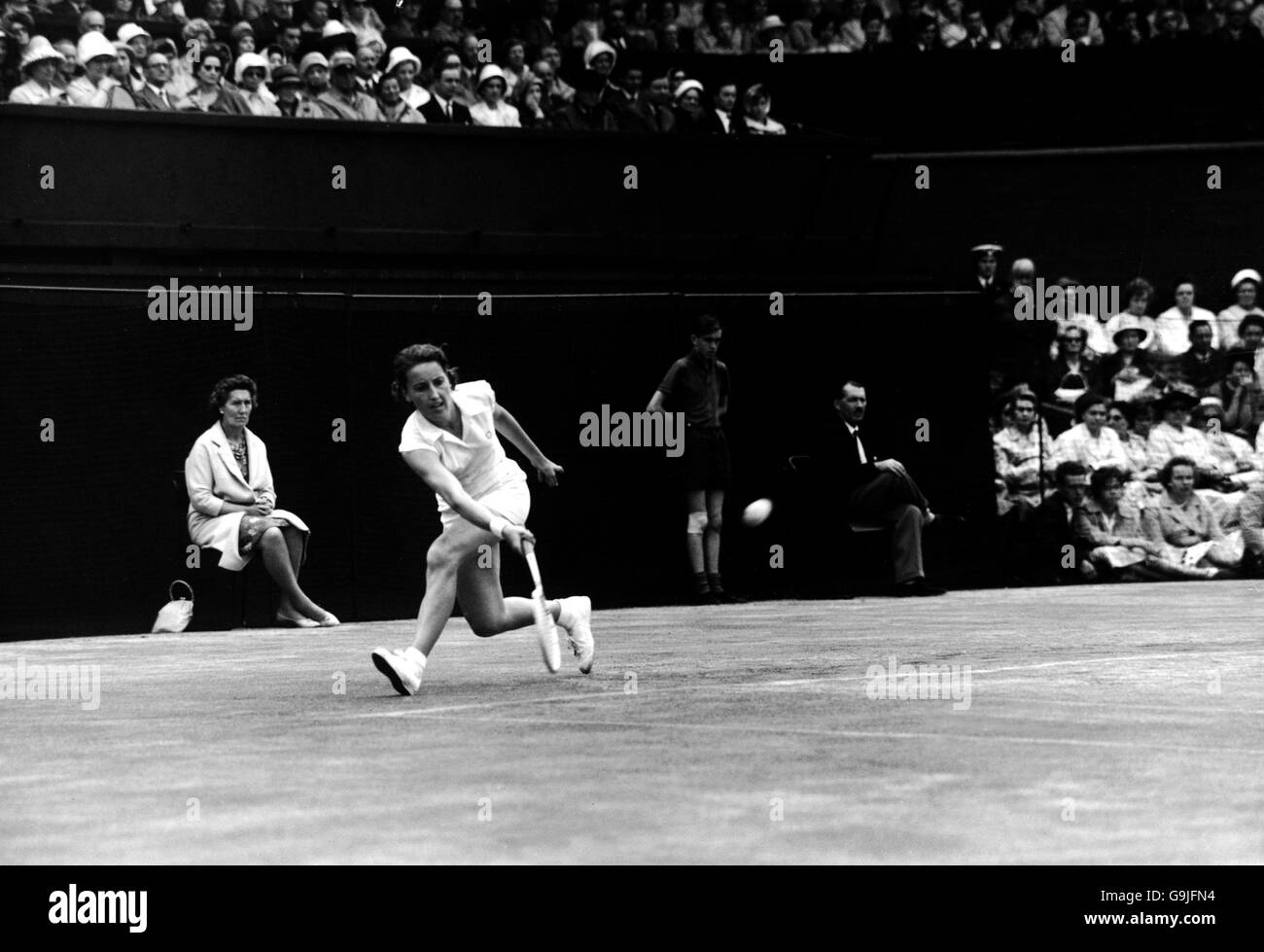 Angela mortimer hi-res stock photography and images - Alamy