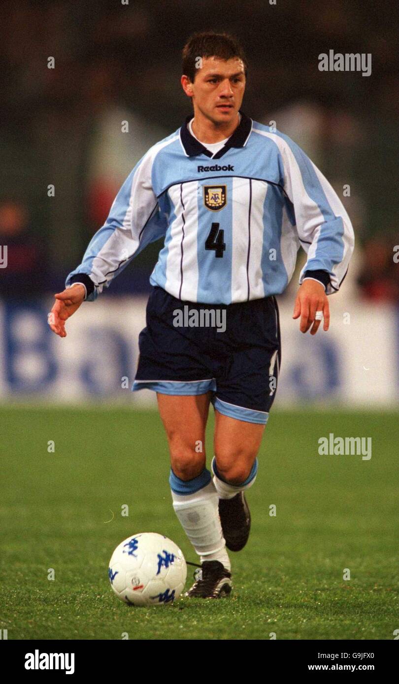 Soccer - International Friendly - Italy v Argentina. Nelson Vivas ...