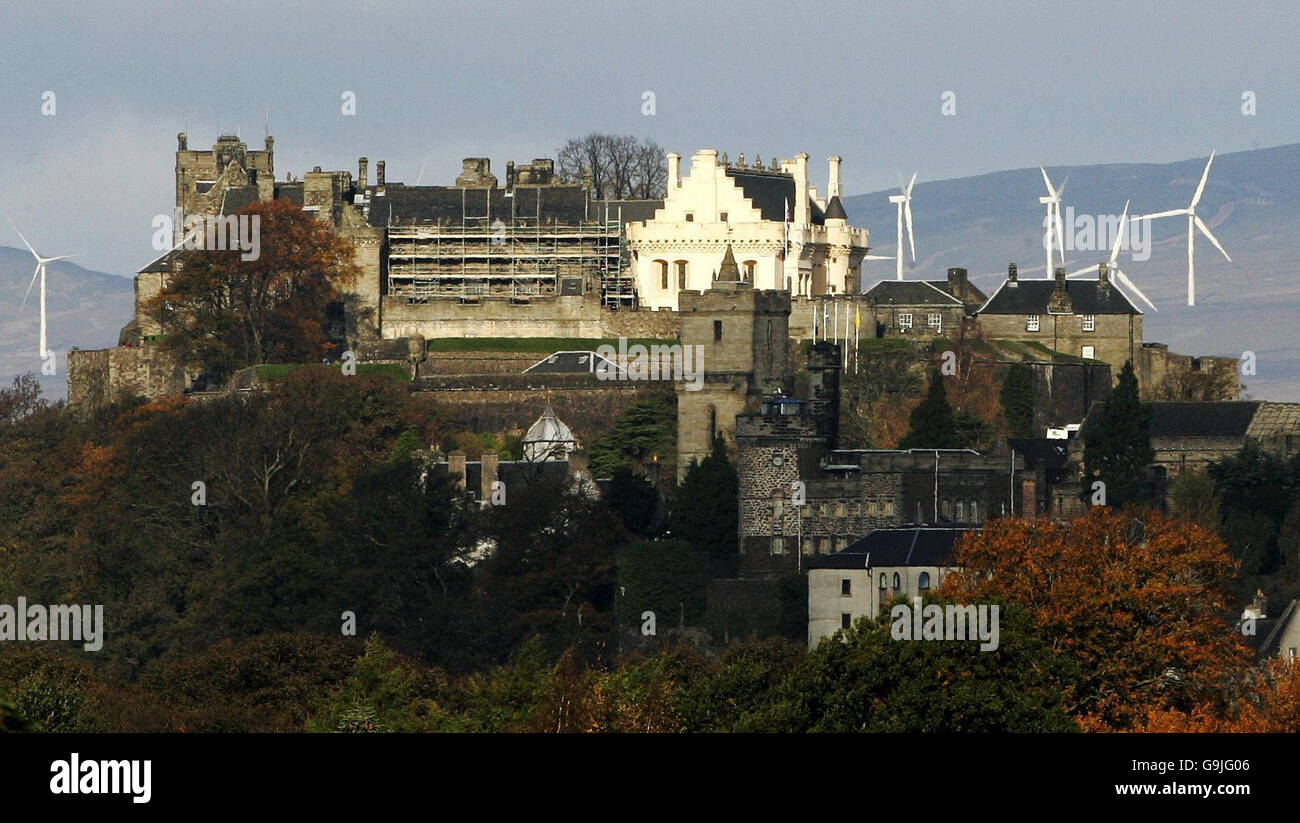 Stirling castle wind farm hi-res stock photography and images - Alamy
