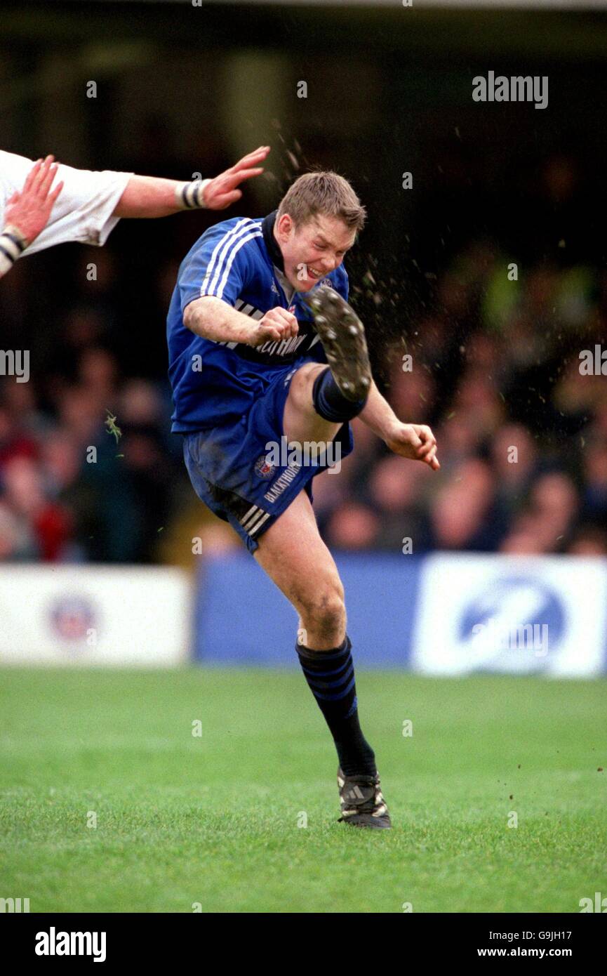 Matt perry kicks for bath hi-res stock photography and images - Alamy