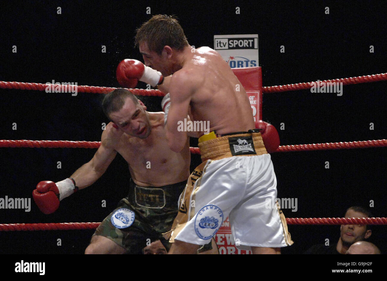 Boxing - European super featherweight - Alex Arthur v Sergio Palomo ...