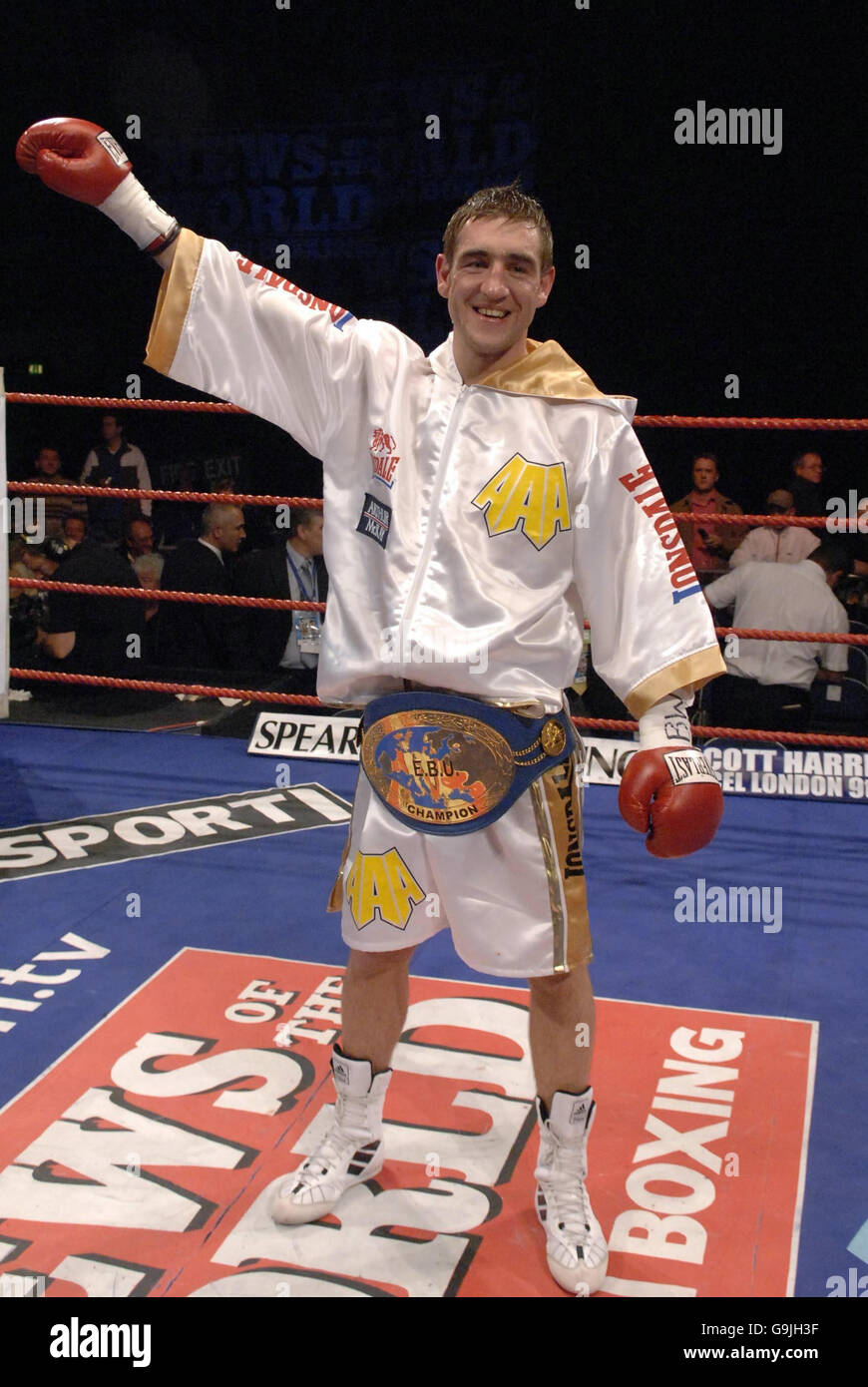 Boxing - European super featherweight - Alex Arthur v Sergio Palomo ...