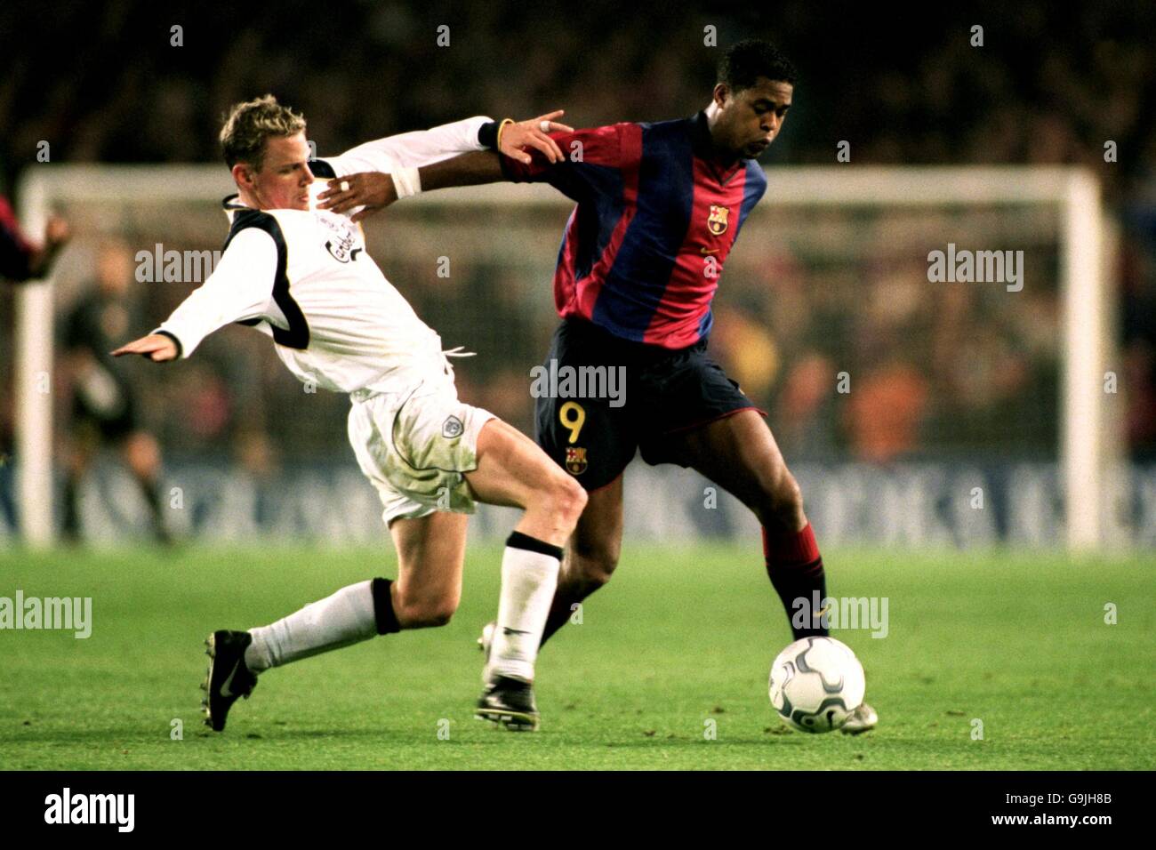 Soccer - UEFA Cup - Semi Final - First Leg - Barcelona v Liverpool ...