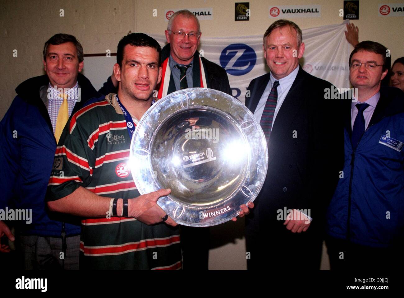 The zurich premiership trophy and shield hi-res stock photography and ...