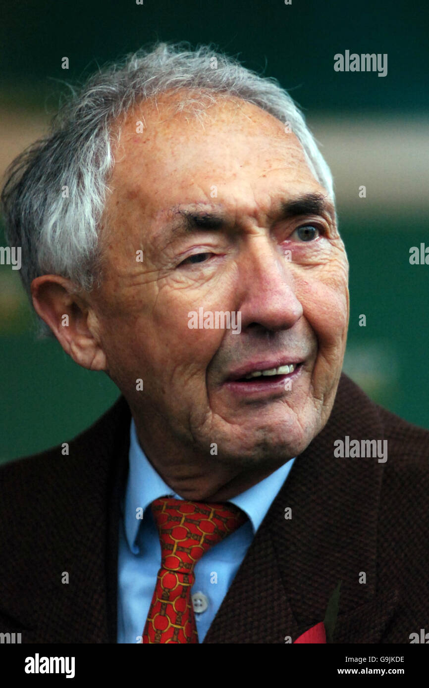 Sir peter ogden hi-res stock photography and images - Alamy