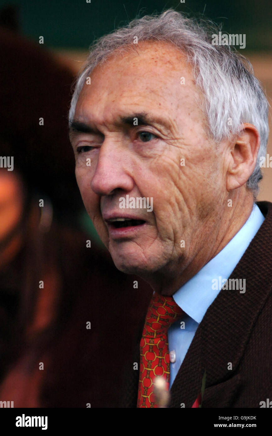 Sir peter ogden hi-res stock photography and images - Alamy