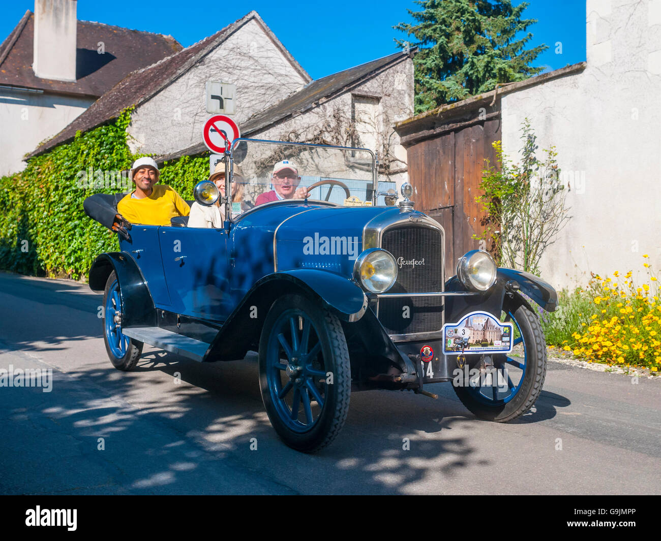 1920s Peugeot cabriolet car - France Stock Photo - Alamy