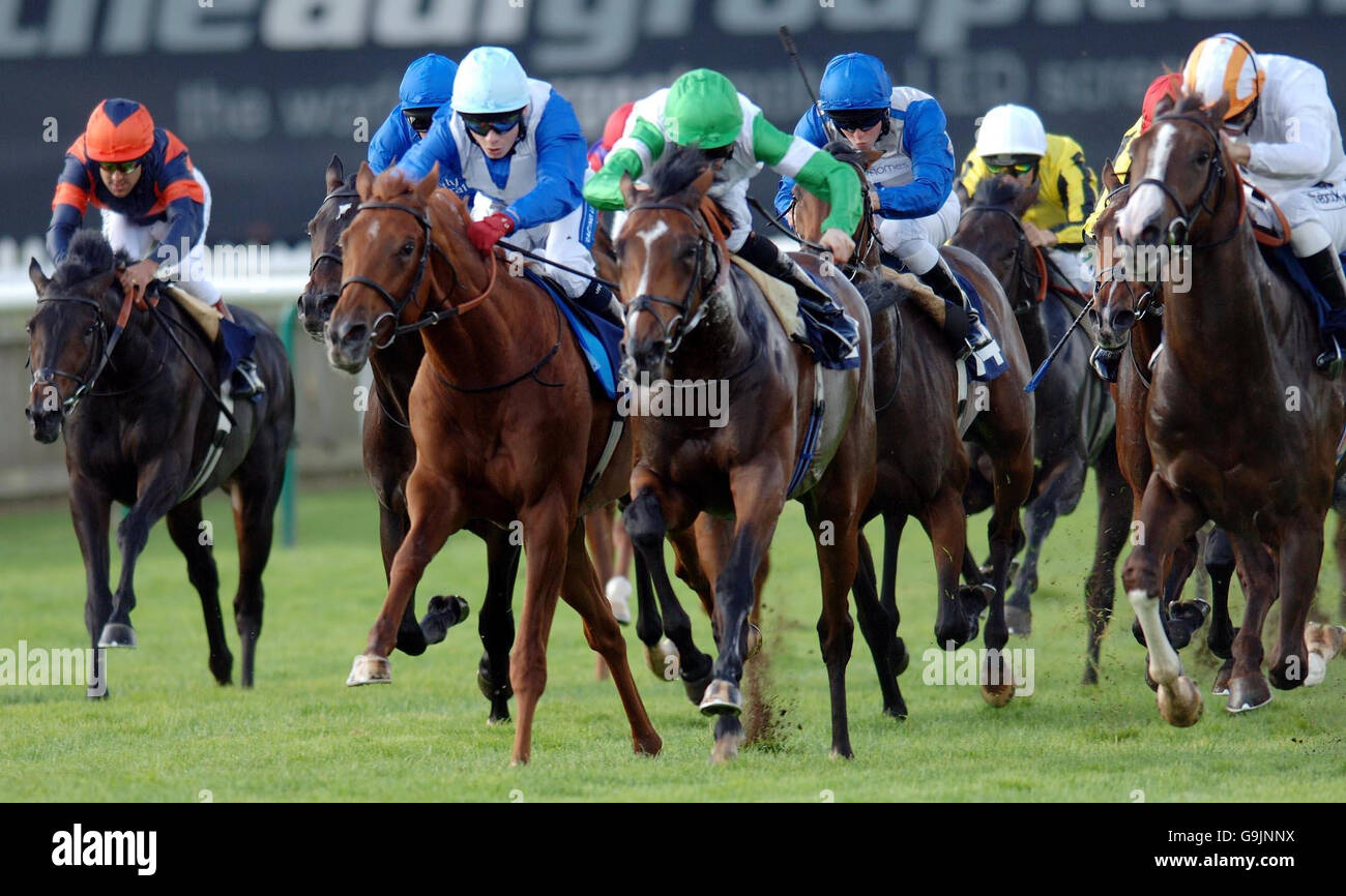 Racing - Newmarket. Sam Lord ridden by Jockey Jimmy Fortune, (right ...