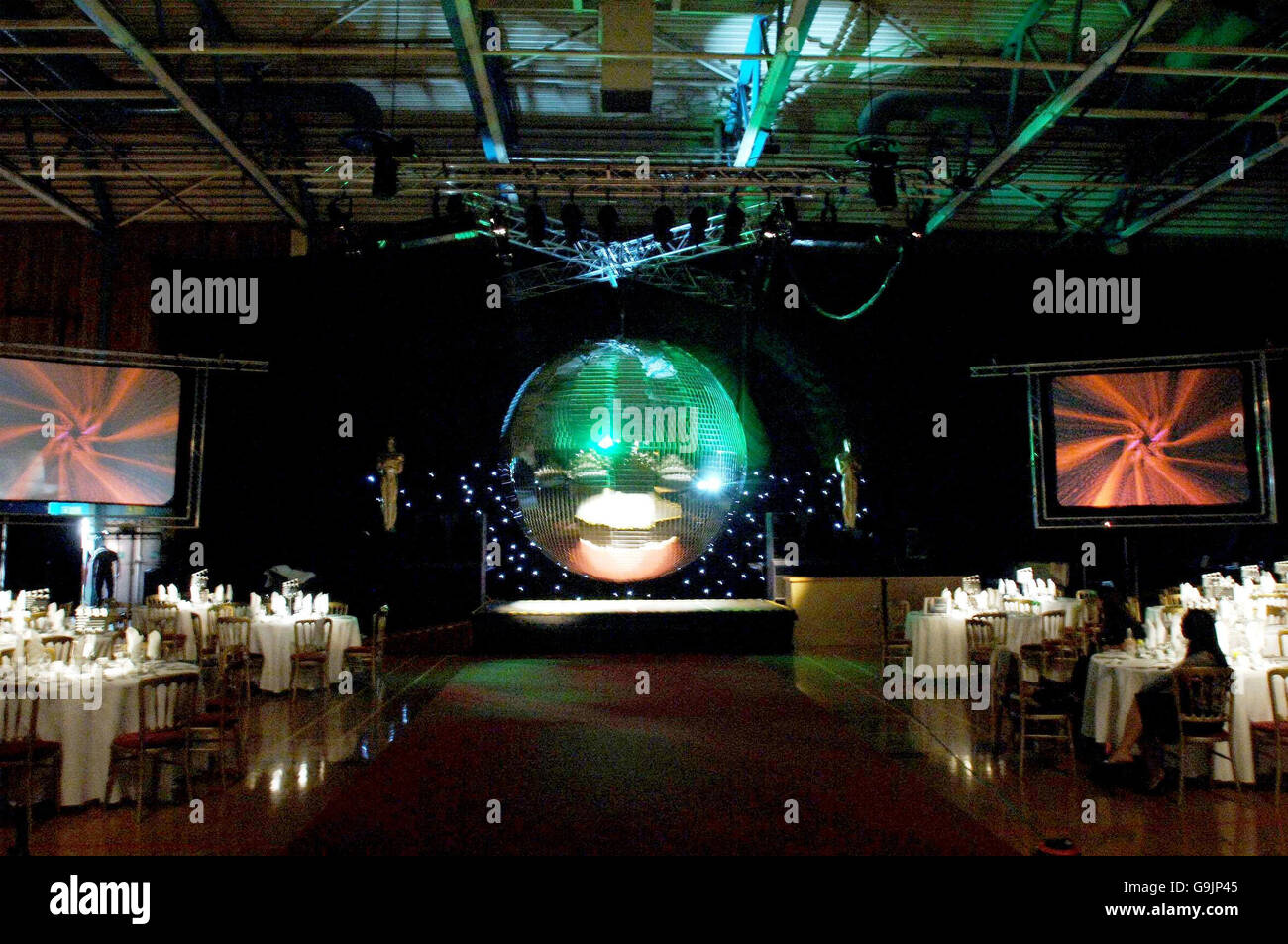 Worlds largest disco ball hi-res stock photography and images - Alamy