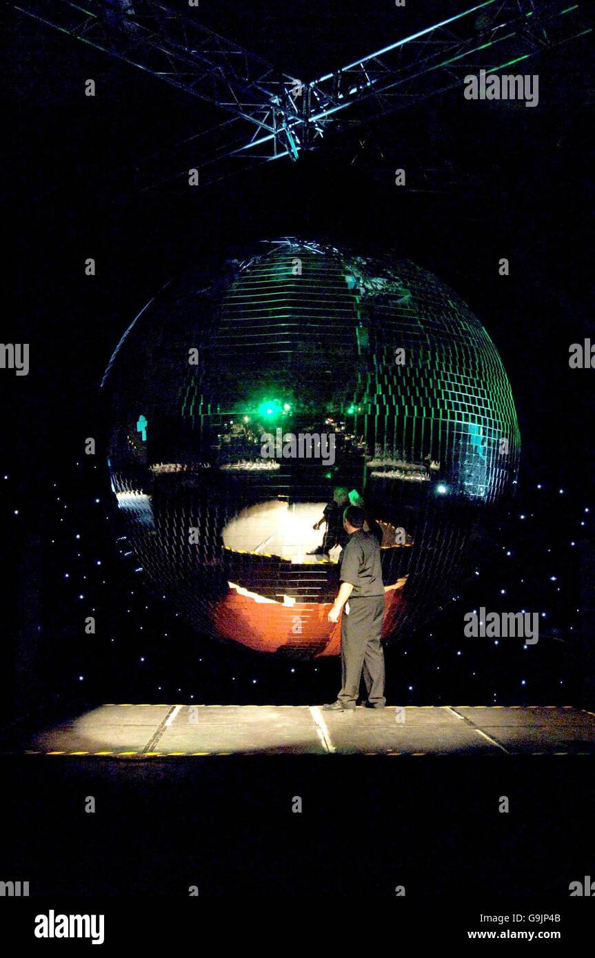 Nigel Burrows who is Head of Imaginate Events, cleans the World's ...