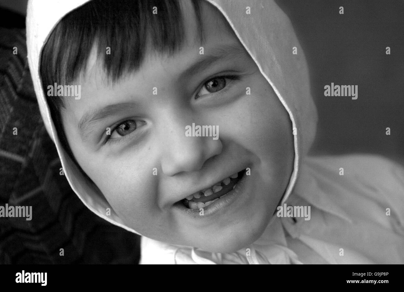 Russia homeless children Stock Photo - Alamy