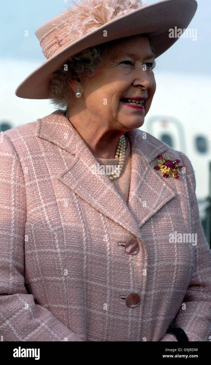 Britain's Queen Elizabeth II arrives at Riga International Airport in ...