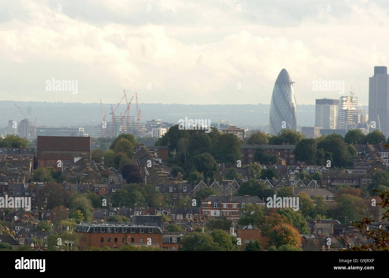 View london from alexandra palace hi-res stock photography and images ...