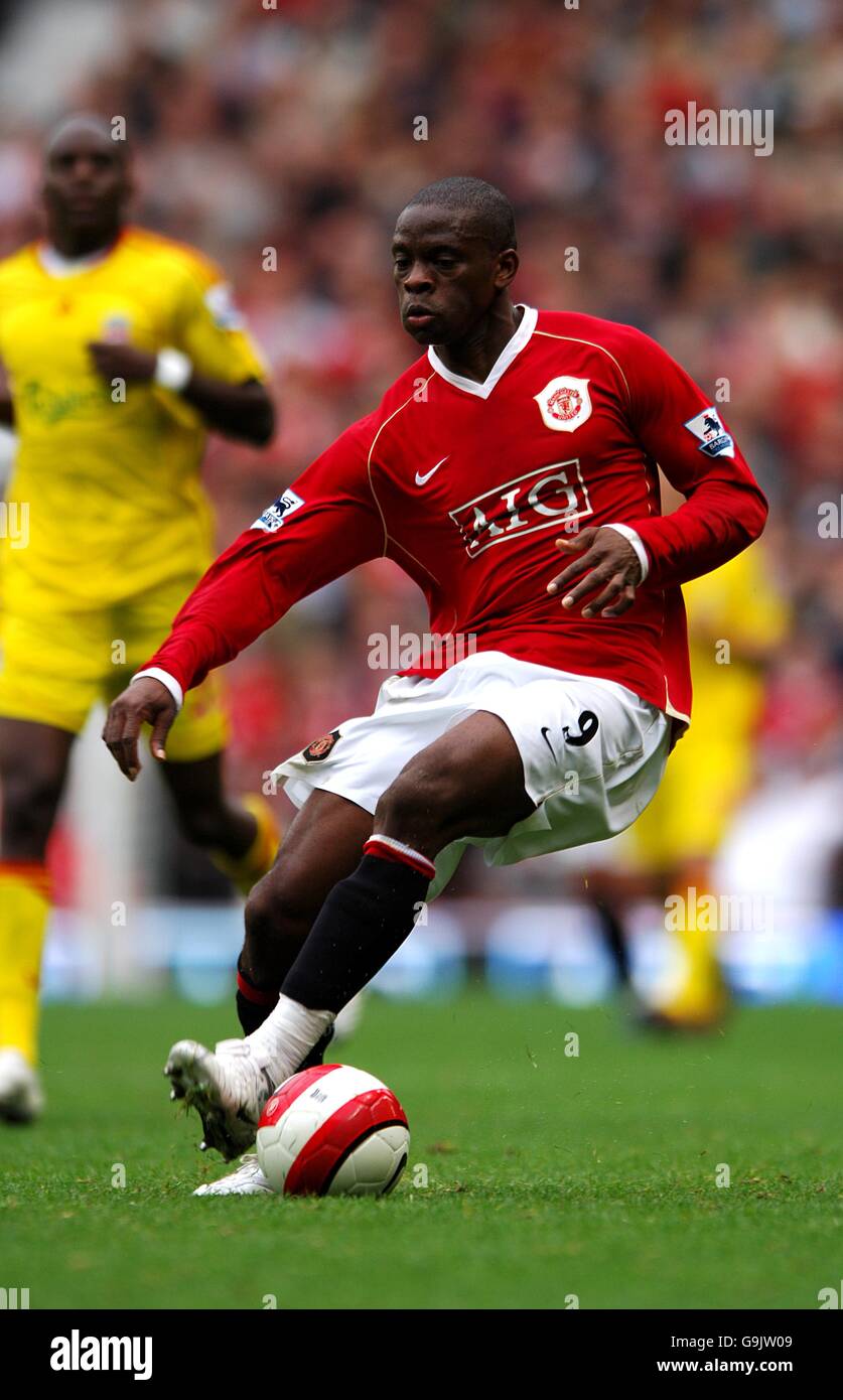 Louis saha manchester united hi-res stock photography and images - Alamy