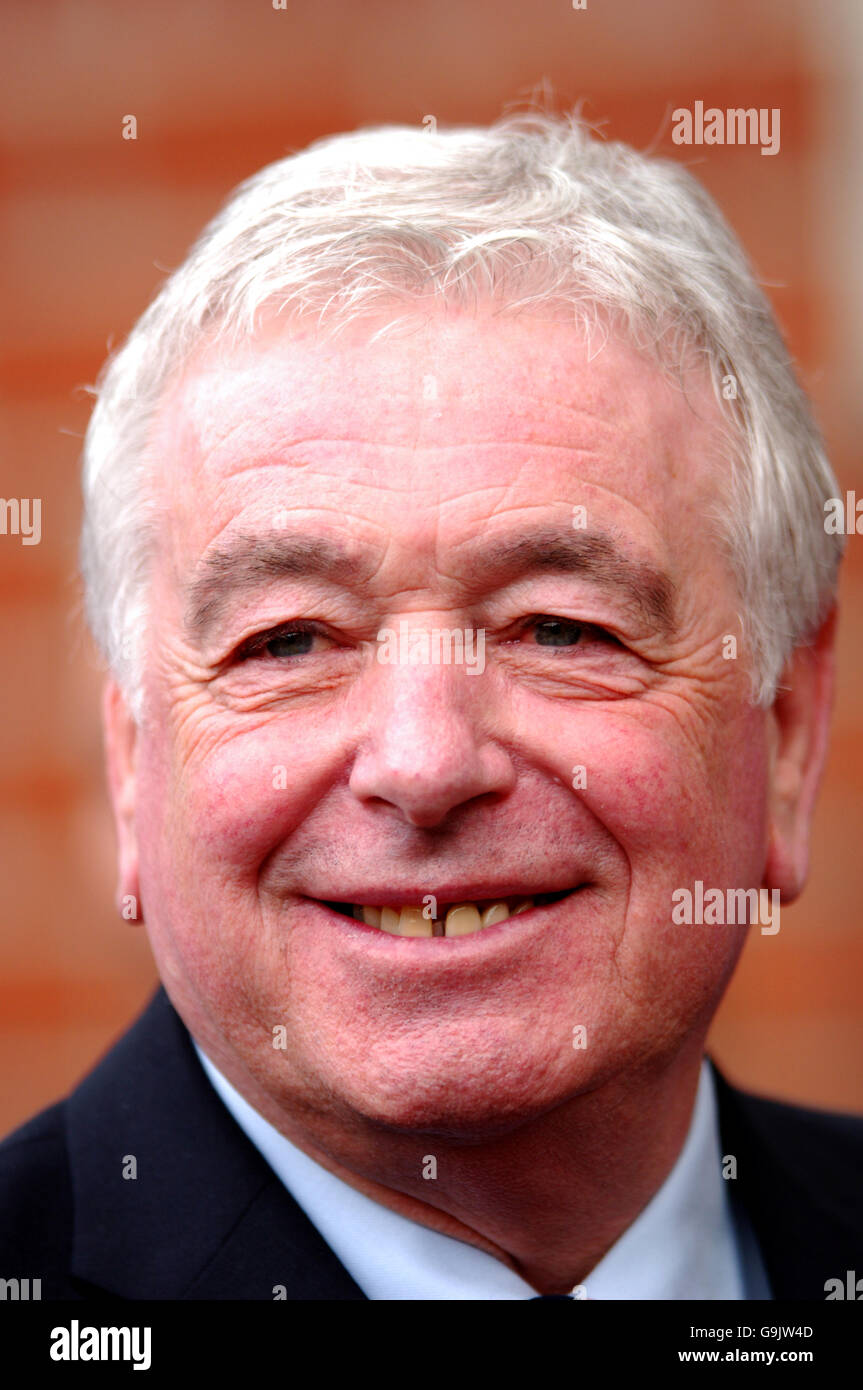 Ian callaghan liverpool and england hi-res stock photography and images ...