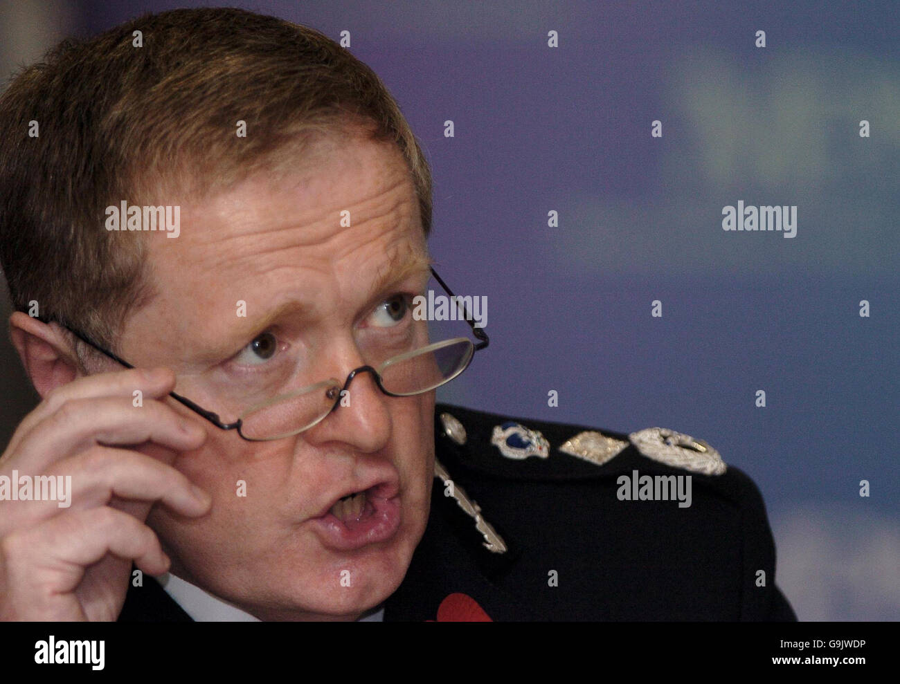 Metropolitan Police Commissioner Sir Ian Blair gives his monthly ...
