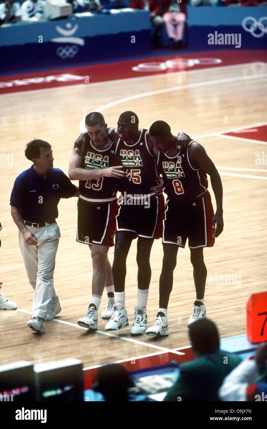 Magic johnson hi-res stock photography and images - Alamy