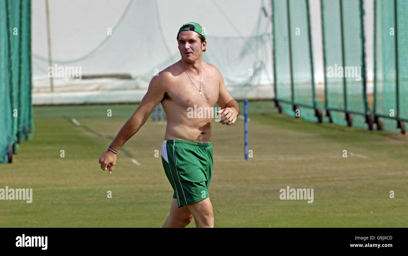 India cricket practice session hi-res stock photography and images - Alamy