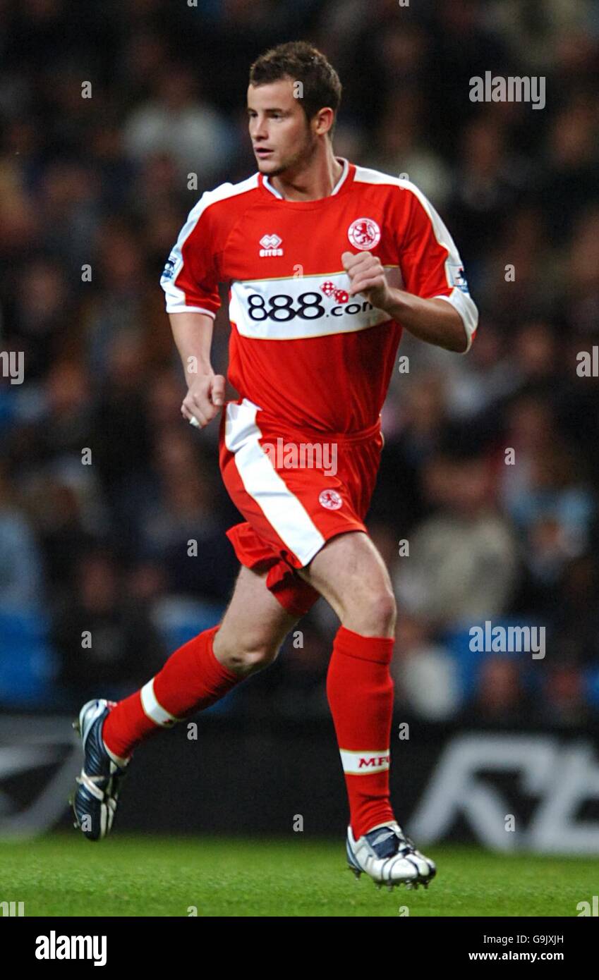 Matthew bates hi-res stock photography and images - Alamy