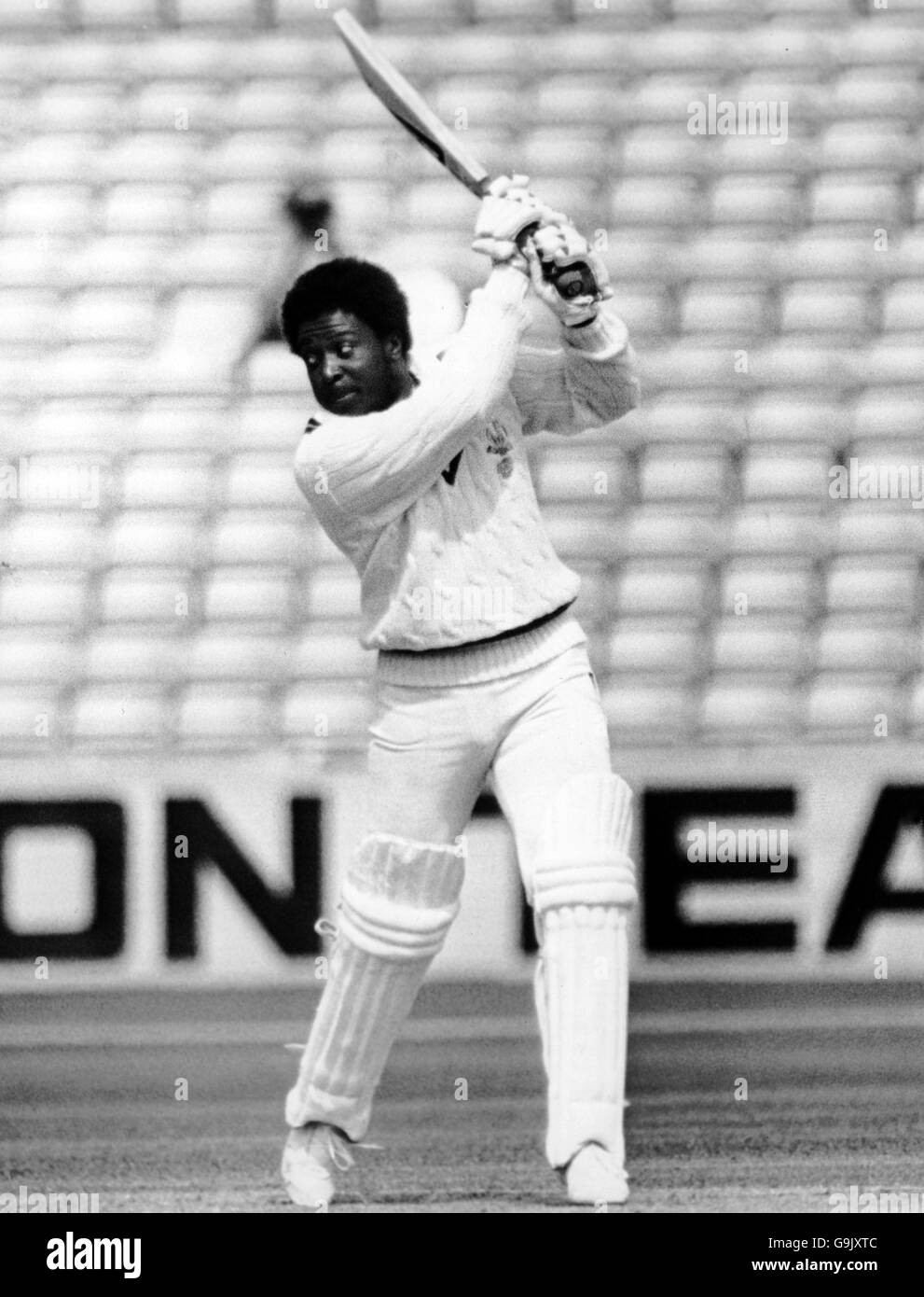 Cricket, Surrey. Monte Lynch, Surrey Stock Photo - Alamy