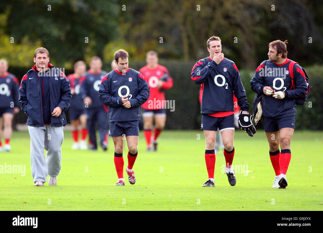 Englands mark cueto arrives for training with charlie hodgson hi-res ...